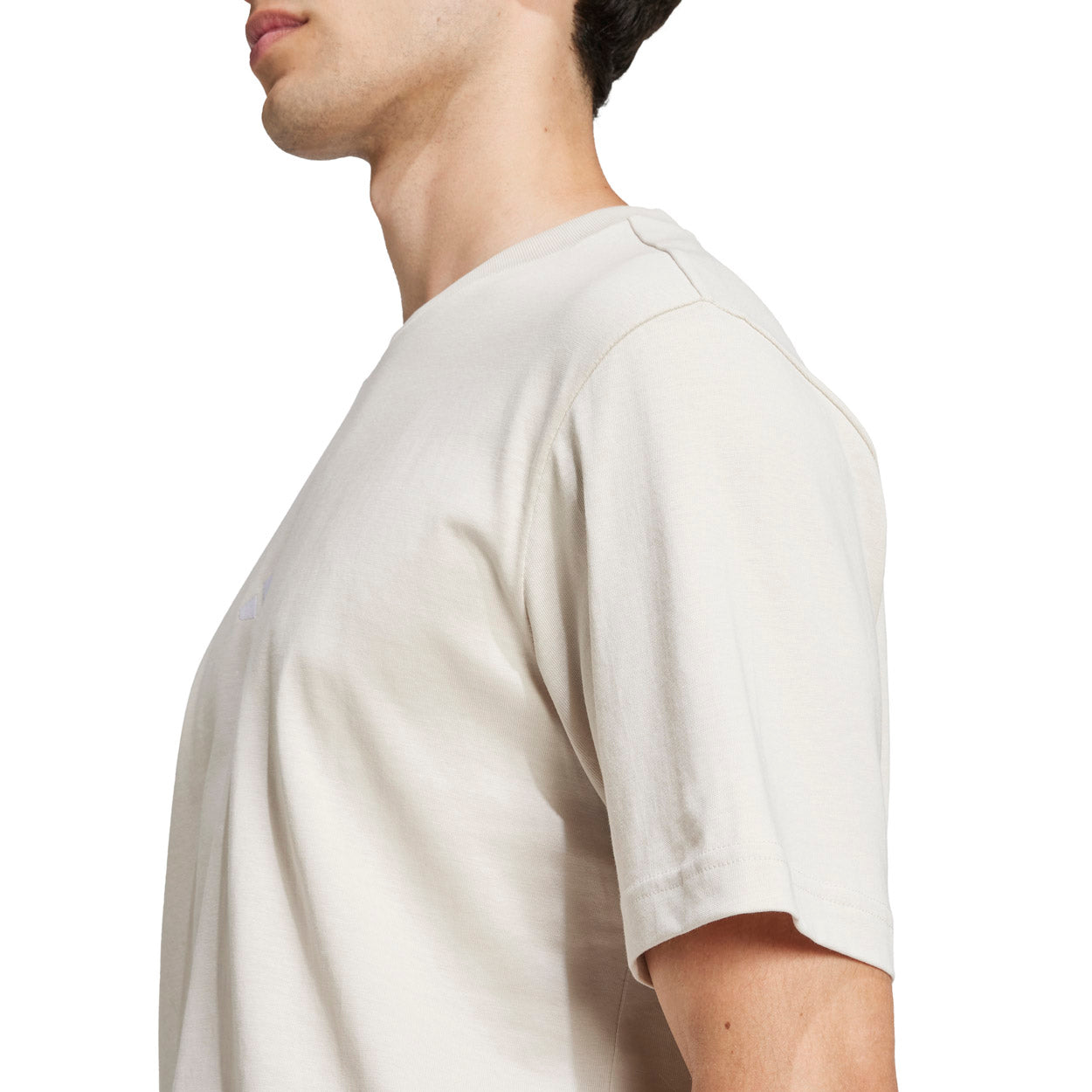 Essentials Small Logo T-shirt – INTERSPORT DK